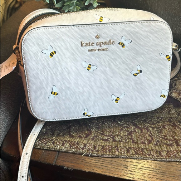 kate spade | Bags | Authentic Kate Spade Saffiano Leather Bees Print ...